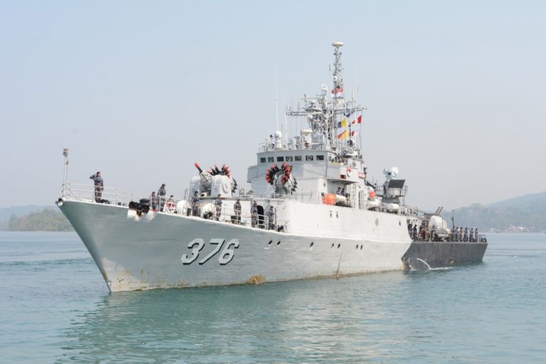 Indonesian Naval Ship KRI Sultan Thaha Syaifuddin - ADU - Aviation ...