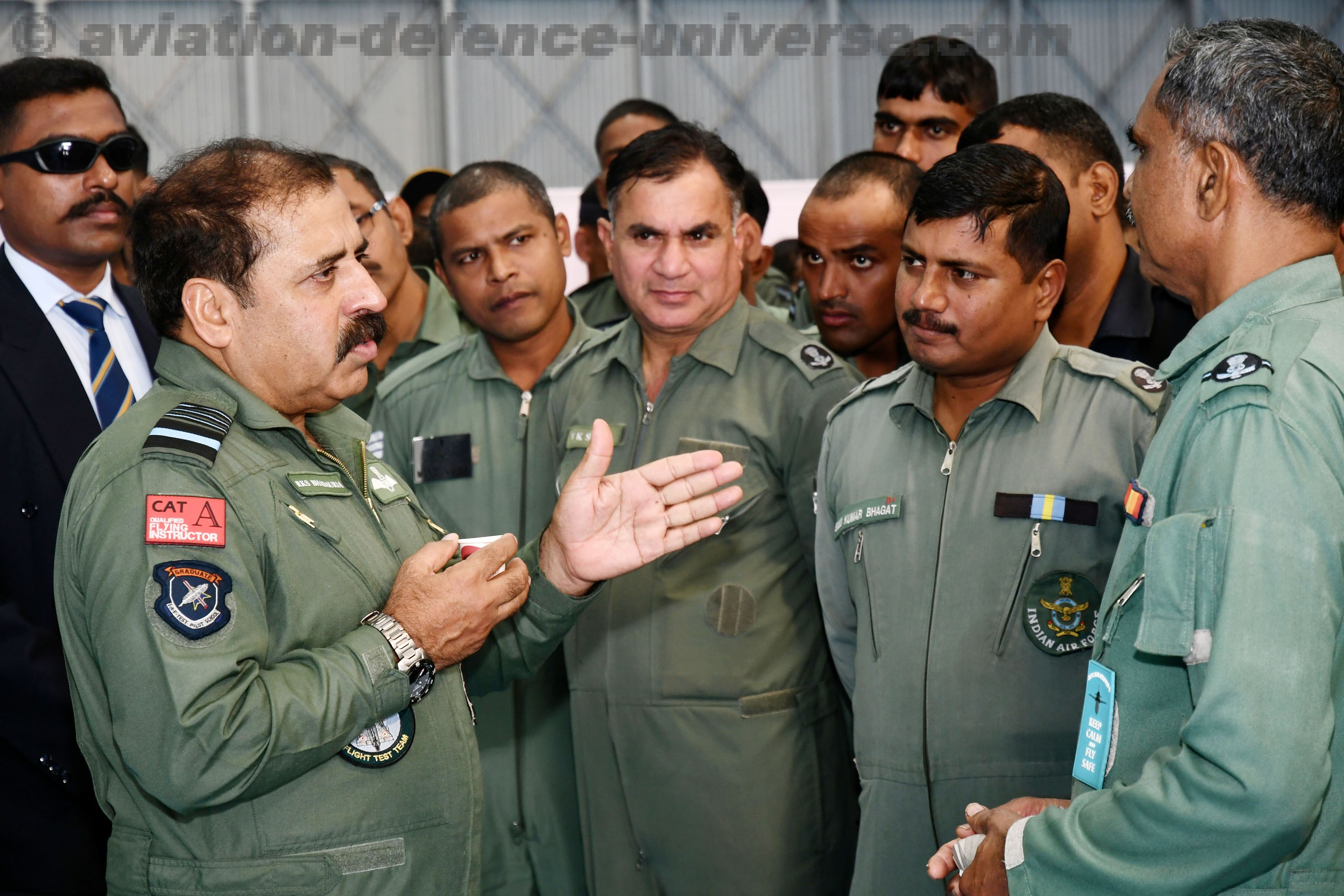 Air Chief Marshal RKS Bhadauria interacting with the Air Warriors - ADU ...