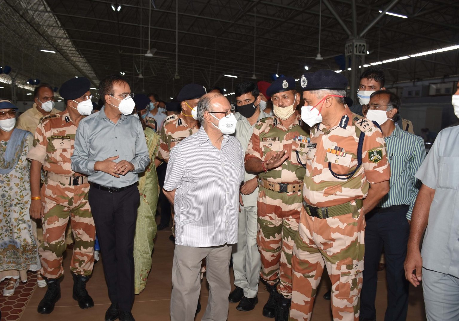 ITBP teams at world’s largest Covid Care Centre in New Delhi