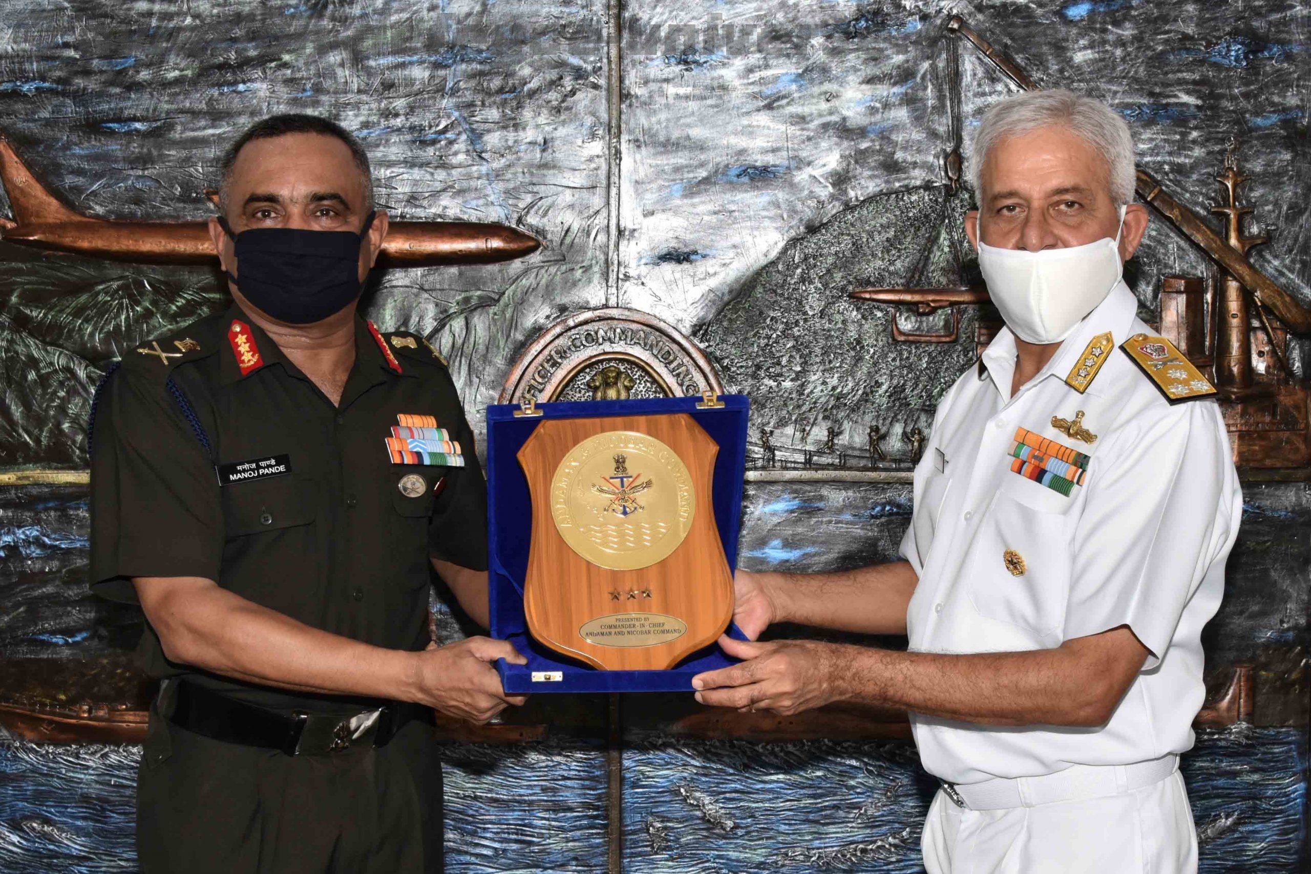 Lt_Gen_Manoj_Pande_CINCAN_presenting_the_ANC_crest_to_Vice_Adm_Atul ...