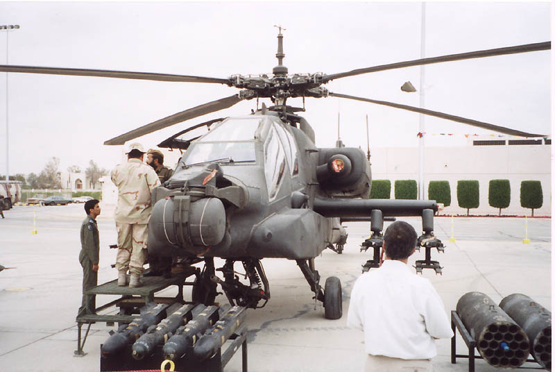 Royal_Saudi_Land_Forces_Aviation_AH-64A_Apache_helicopter_2005 - ADU