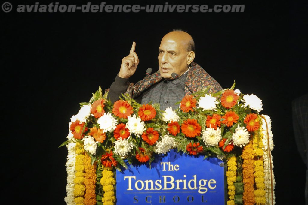 Defence Minister unveils the statue of India’s first CDS late General ...