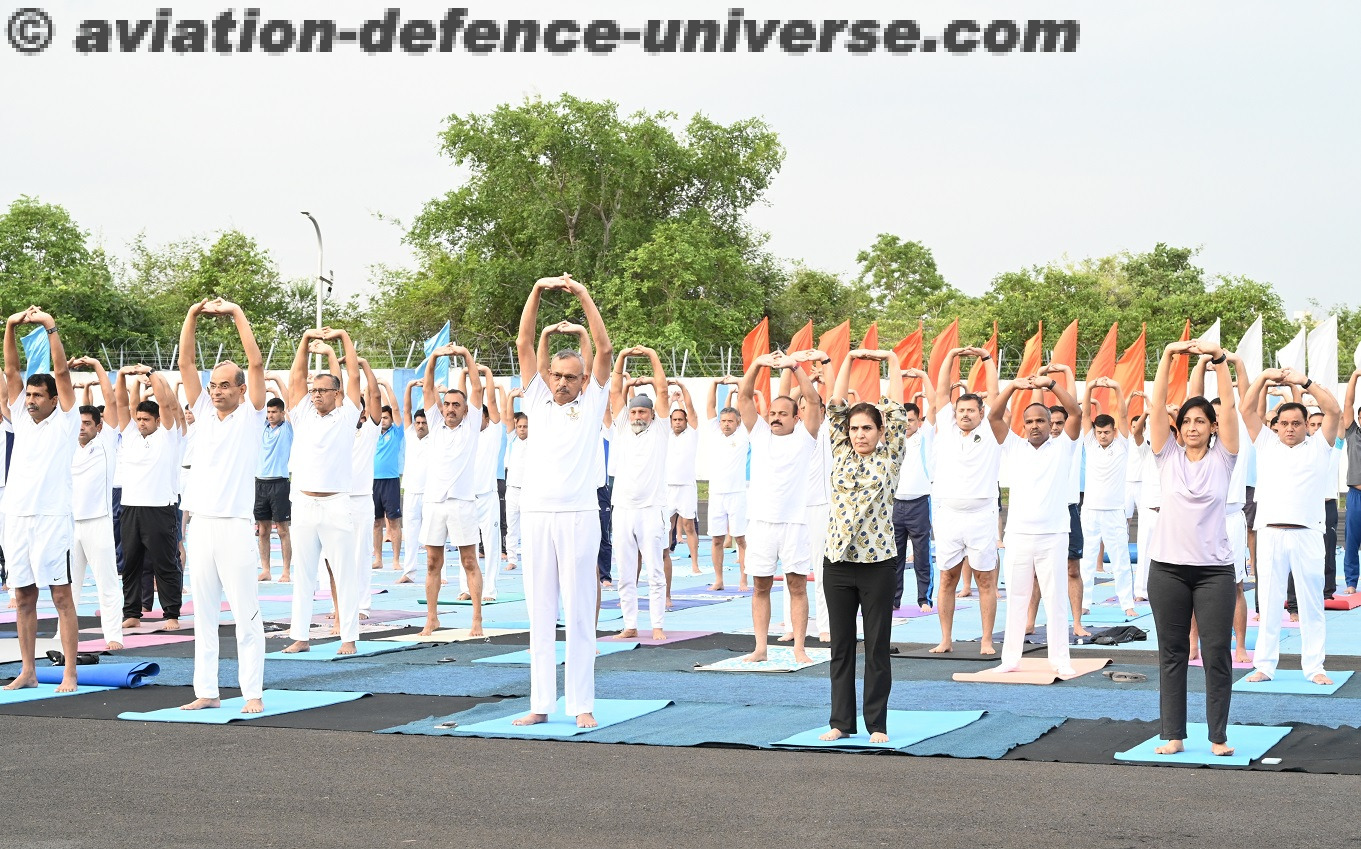 IAF's Maintenance Command celebrates International Yoga Day - ADU ...
