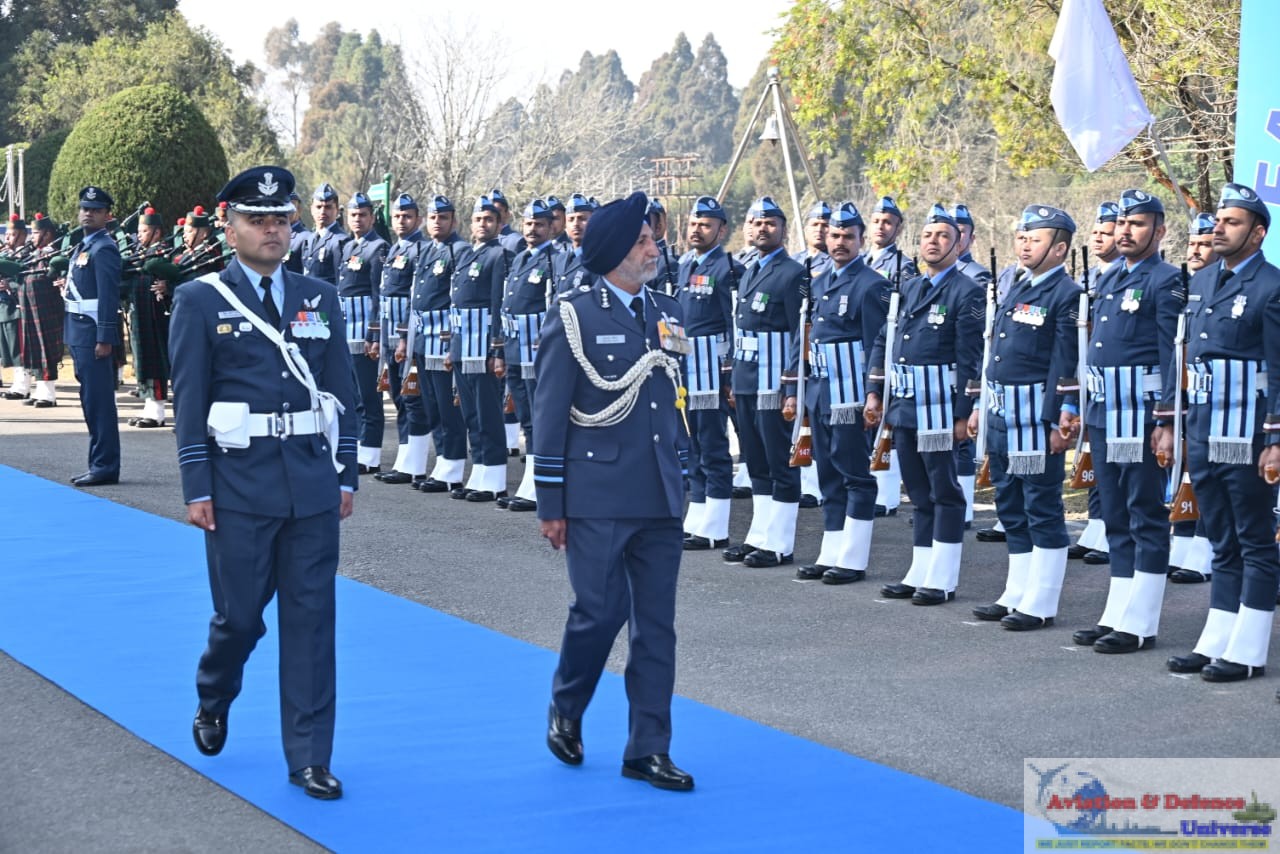 Air Marshal Inderpal Singh Walia Takes Over As Air Officer Commanding ...